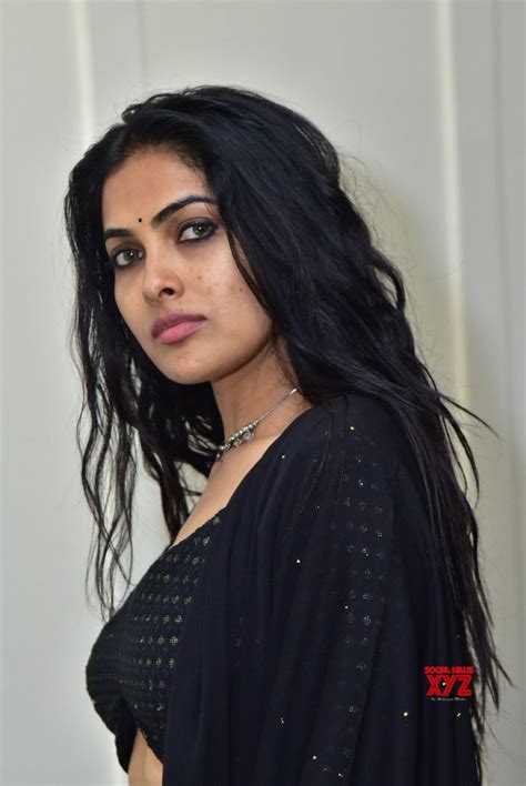 Actress Divi Vadthya Glam Stills From ATM Webseries Pre Release Event Social News XYZ Hot