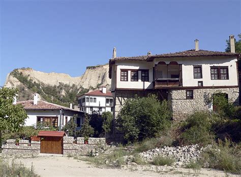 Екскурзия до Мелник Рупите и Сандански