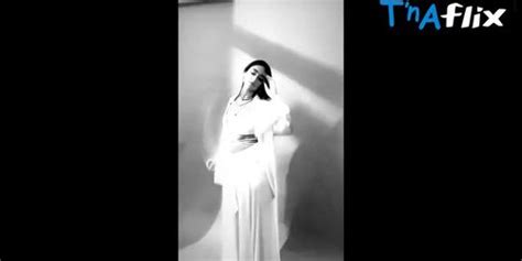 Ileana Dcruz Breasts Scene In Ileana Dcruz Hot Sexy Bold Pics April