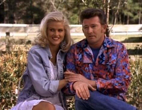 Anna Nicole Smiths Father Allegedly Tried Raping Her At 24