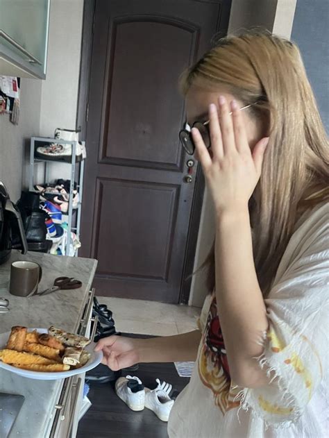 Pin Oleh Khai Di Dey Foto Tangan