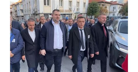 С фалшиви мейли от името на Пеевски наводниха сайтове