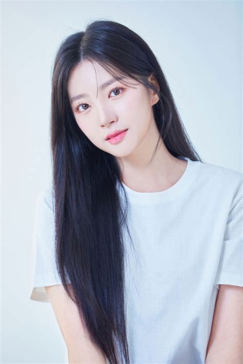 라붐 해인 새 소속사 찾았다···알앤디컴퍼니와 전속계약 네이트 뉴스