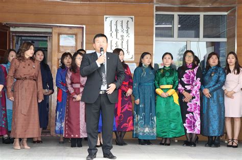 Хичээлийн шинэ мэнд хүргэе