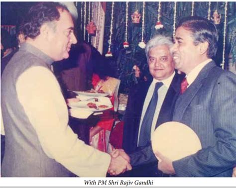 Dr D R Karthikeyan Sing Ind Voice