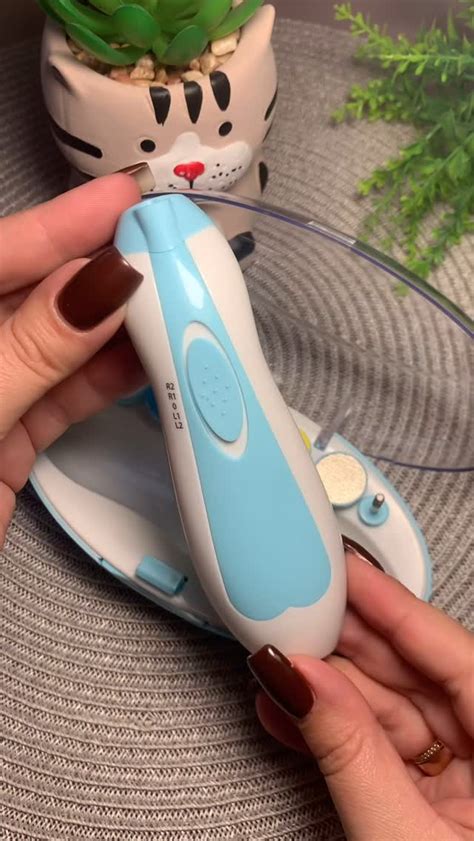 ІМЕННІ ПУСТУШКИ ЗІ СТРАЗАМИ ПРОРІЗУВАЧІ СИЛІКОНОВИЙ ПОСУД Подарунковий бокс на хрещення