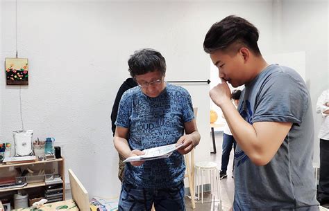 名家指导龙念南老师莅临彩跃未来798校区交流指导 知乎