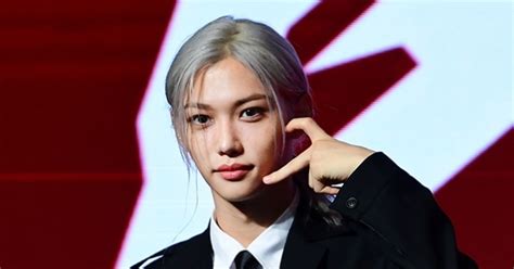 스트레이 키즈 필릭스 교통사고로 골절상 팬미팅 불참