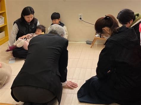 낮은예수마을교회 예수님께서 육체를 입고 우리와 함께 거하신다는 것은 육체를 입고 살아가는 우리의 일상을 그 자체로 인정하시고 존중하신다는 것입니다 우리에게 일어나는