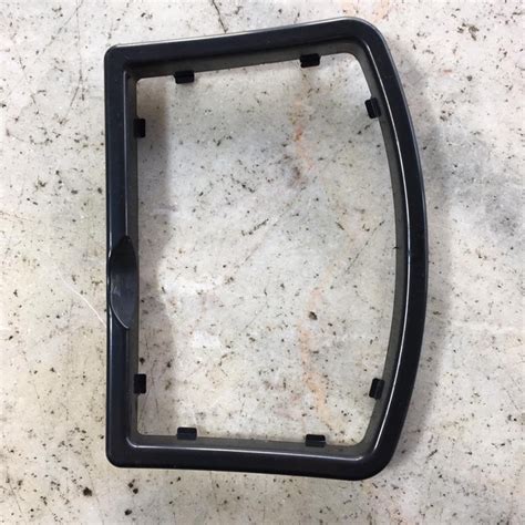 خرید و قیمت قاب گردگیر دسته دنده سمند سورن براکت گردگیر دسته دنده از غرفه لوازم یدکی پژو برادران