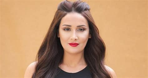 Kinda Hanna Body Measurements Height Weight Bra Size Shoe Size