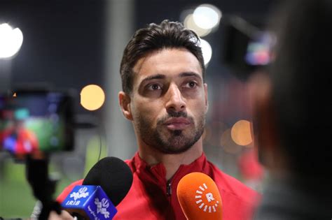 مصدومیت شجاع خلیل زاده پس از برخورد با بازیکن استقلال؛ هشت بخیه و