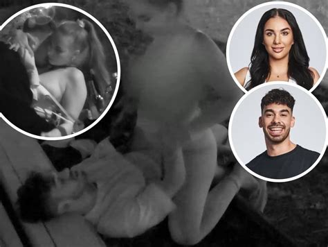 PrvÝ Sex Na Farme Rozdali Si To Na Terase Priamo Pod Kamerou