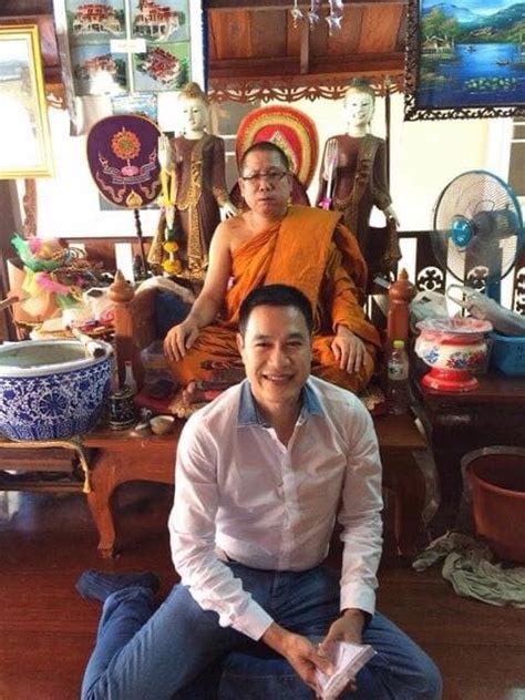 ภาพในอดีต คุณอิงค์ หรือ หม่อมหลวงภาสันต์ สวัสดิวัตน์ 📝นามปากกาที่รู้จักกัน คือ ปิ่นโตเถาเล็ก