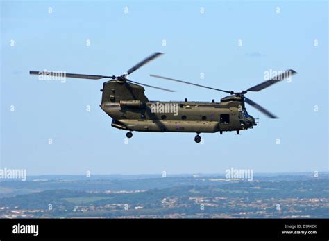 Tandem Rotor Helicopter Uk At Nilsa Sutton Blog