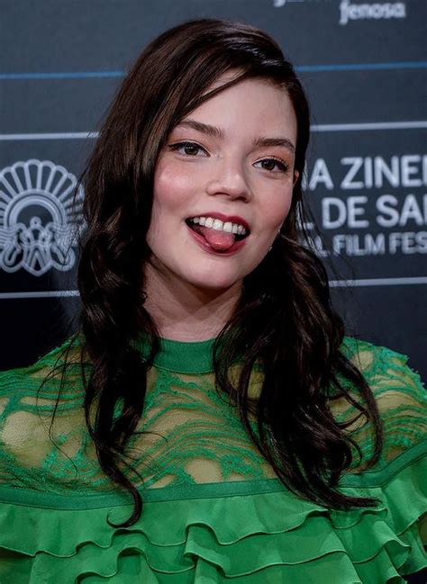 Anya Taylor Joy Teeth Age Anya Taylor Joy Teeth Then And Now Before