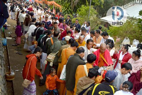 ဝမ်ကျိုင်းကျေးရွာ၌ ဆရာတော် အရှင်ခန္တိကော၏ သက်တော် ၃၃ နှစ်ပြည့်၊ ဝိဇာတမွေးနေ့ အလှူမင်္ဂလာနှင့