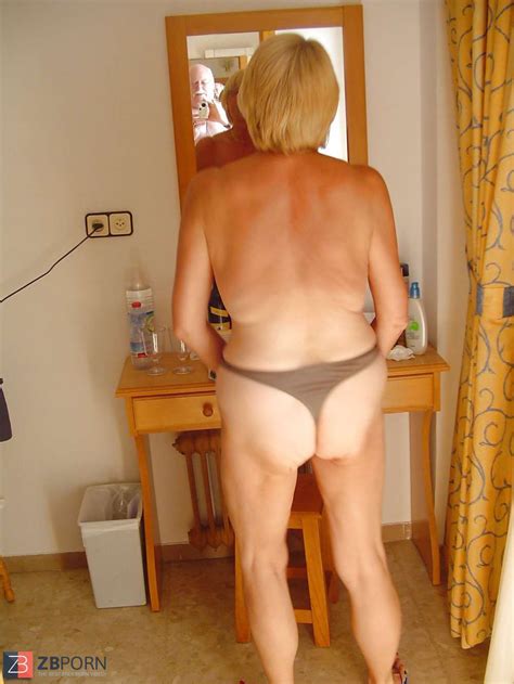 Beautiful Sexy Mature Women Solo Bobs And Vagene