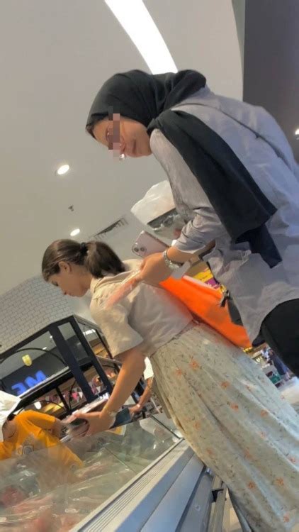 For Sell 🔥 3 Awek Cun Bontot Padu Nampak Line Spen Tumbex