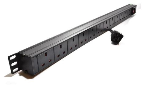 Pdu 8ws V Uk Iec 8 Way Vertically Mounted Rackmount Iec Pdu Dynamode Uk