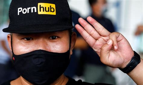 Pornhub Betreiber Muss Opfern Von Sex Handel Entschädigung Leisten Netzpolitik Derstandard