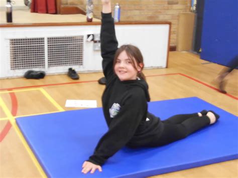 Pe Gymnastics Uphall Primary School