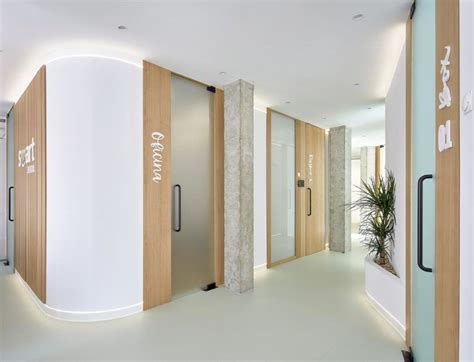 Clínica Smart Dental Arquitectos Baza Ácrono Arquitectura Diseño