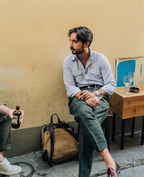 Nicola Radano Sanoo Instagramissa “smoking And Drinking Ph📸