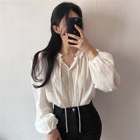 Reste레스트 실시간 인기 스타일 빈티지 리본 데일리 아방핏 블라우스 온더룩