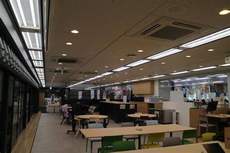 おしゃれで快適な【オフィス休憩室】のレイアウトとアイデア7選！｜コクヨマーケティング