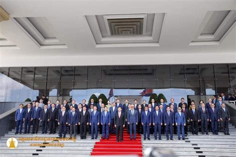 លោក បណ្ឌិត ស សុខា អញ្ជើញចូលរួមកិច្ចប្រជុំពេញអង្គគណៈរដ្ឋមន្ដ្រី លើកដំបូង នីតិកាលទី៧ នៃរដ្ឋសភា