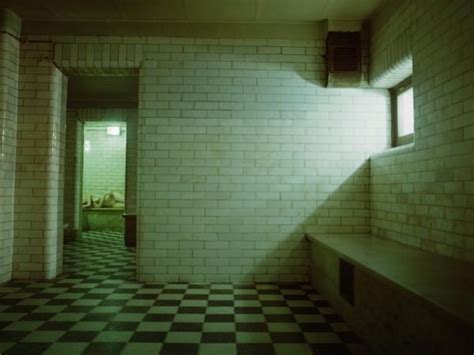 Cuarto De Manicomio