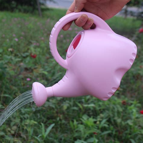 园艺工具洒水壶家用儿童浇花壶可爱迷你小型喷壶1 5L养花淋水壶 虎窝淘