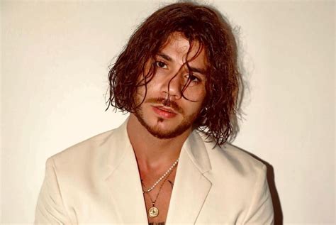 Ballando con le stelle Simone Arena chi è il ballerino di Marta Flavi Età dove e quando è