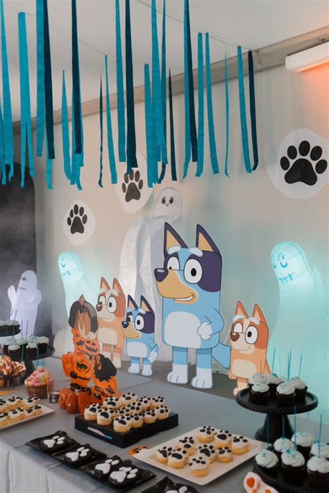 34 Halloween Party Decor Ideas 2025 Indoor Outdoor Diy Vintage