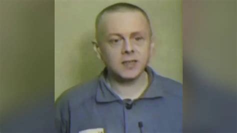 Shot Пожизненно осуждённый маньяк физик Лендьел пытается выйти из колонии