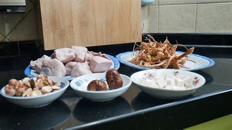 清香四溢五指毛桃瘦肉湯清熱祛濕清肝潤肺老火汤食谱 88 YouTube