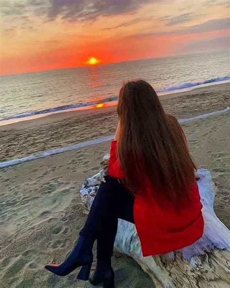 عکس پروفایل دخترونه لاکچری اینستا 2024؛ بدون چهره برای گول زدن مخاطبین خود گـُـ ـلـی مُــــב