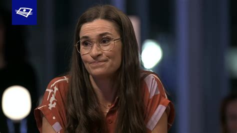 Claudia Gilbert Donne Son Avis Sur La Comptine « Y Avait Des Gros Crocodiles Claudia