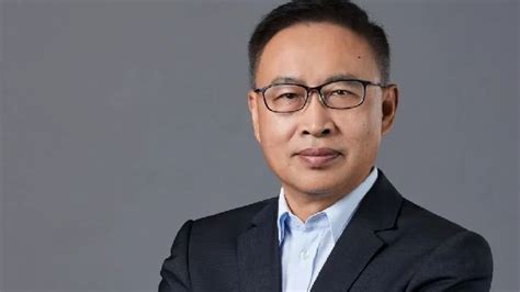 陈安宁宣布退休 吴胜波3月1日接任福特中国总裁兼CEO 凤凰网