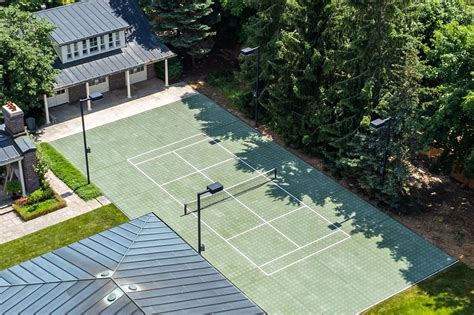 Surreal Estate 107 Million For An Old World Niagara On The Lake