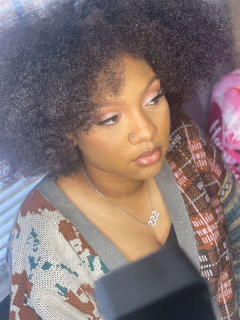 Meet Semone Phillips Canvasrebel Magazine