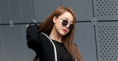 포토]고우리 매끈한 각선미