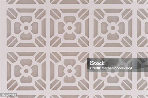 꽃 장식 그래픽 배경입니다 회색 배경에 흰색 꽃의 패턴입니다 고급 스러운 배경 베이지색 추상입니다 벽지 또는 벽 타일에 사용 되는 페인트 패턴 수 질감 개화기에 대한 스톡