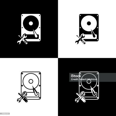 흑백 배경에 격리된 드라이버와 렌치 아이콘으로 하드 디스크 드라이브를 설정합니다 조정 서비스 설정 유지 보수 수리 고정 벡터