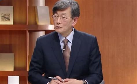 손석희 전한길이 전문가도 아닌데 왜 기사 수백 건씩…