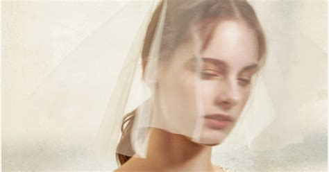 아벨바이케이 트렌디하고 유니크한 스타일의 드레스 1