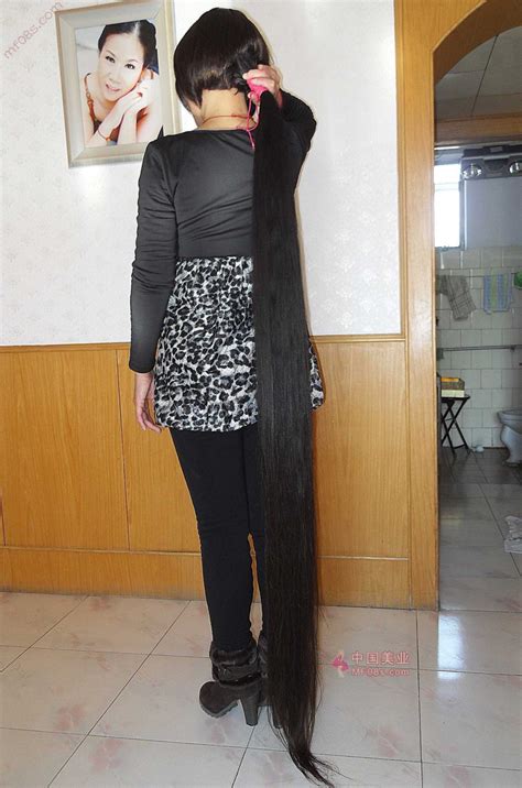剃光高挑女士的过地超长发 爱的边缘168 77 光头 中国长发