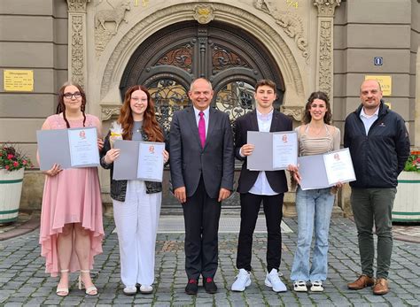 Beste Regelschulabsolventen Der Stadt Gotha Mit Dem Andreas Reyher