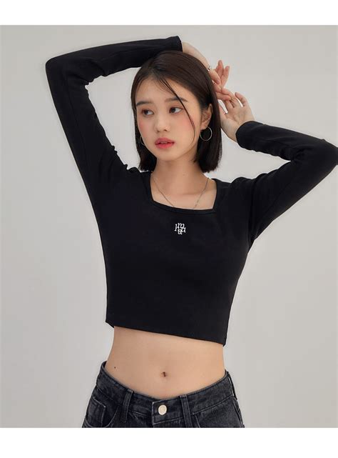 무아무아 스퀘어 넥 크롭 롱 슬리브